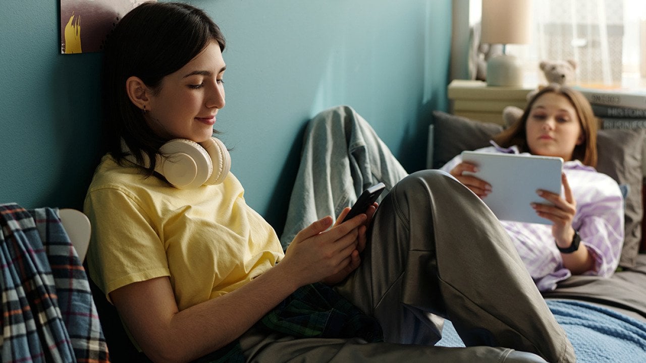 How Gen Z is redefining online identity in 2026 - Washington Parent